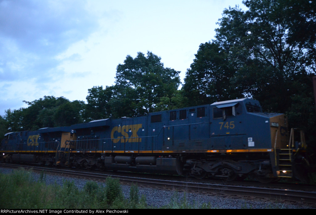 CSX 745